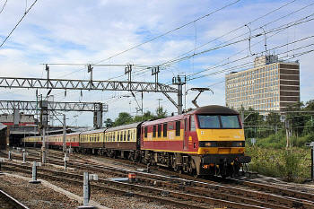 [wnxx] Traction News, Fleet Data, Withdrawn & Stored Locomotives UK