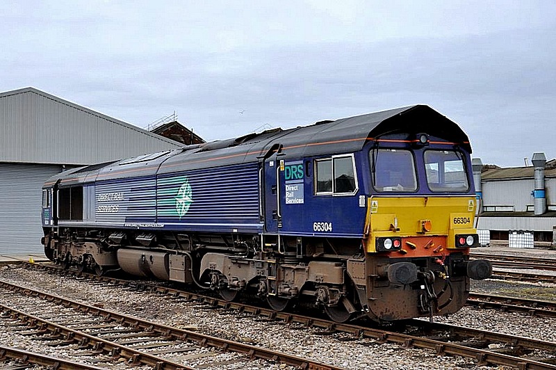 [wnxx] Pictures - 66303 66304 Eastleigh Works 010317