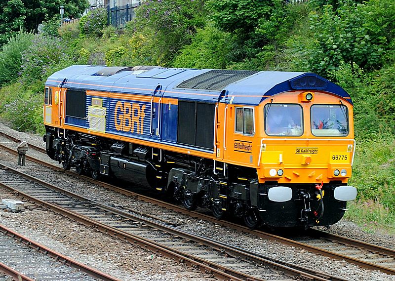 [wnxx] Pictures - 66775 EastleighWorks/Plymouth 100717