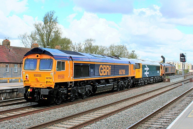 [wnxx] Pictures - 66704 69002 66798 0M69 050521