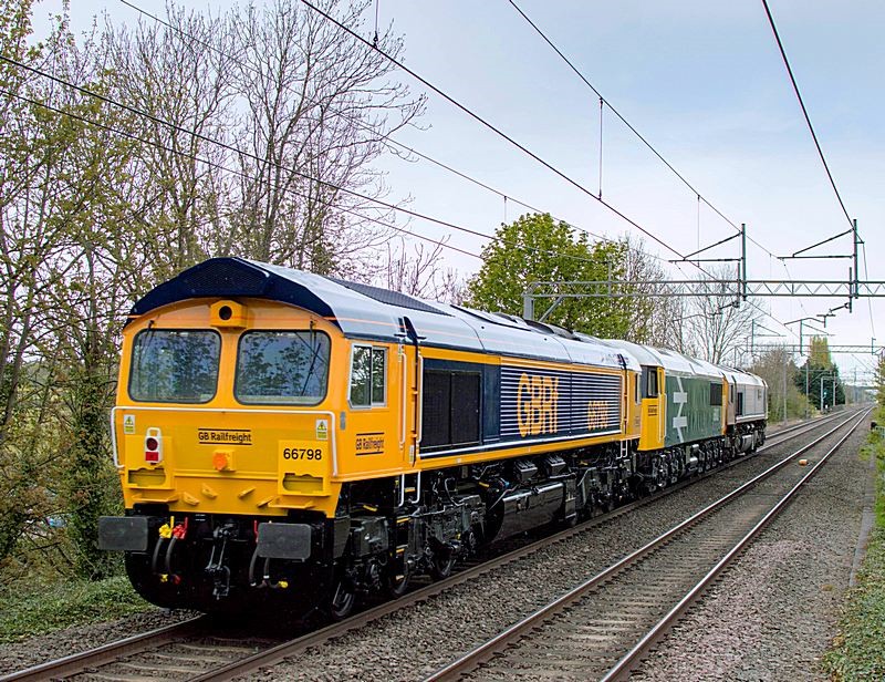 [wnxx] Pictures - 66704 69002 66798 0M69 050521