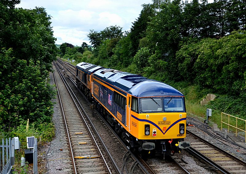 [wnxx] Pictures - 66776 69001 0M69 040721