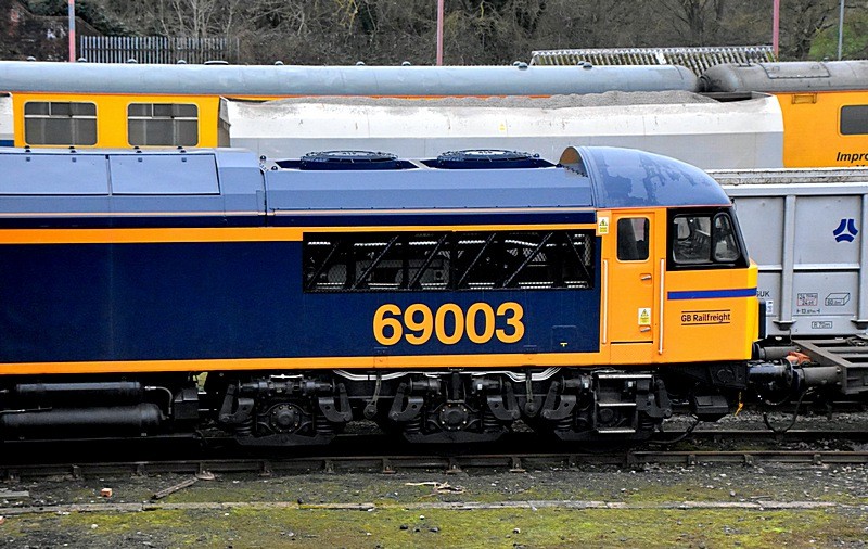 [wnxx] Pictures - 69001 69002 69003 Tonbridge Yd 210122 220122