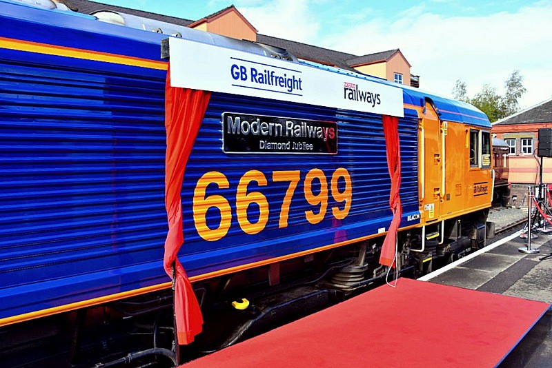 [wnxx] Pictures - 66799 0Z96/Naming 270922