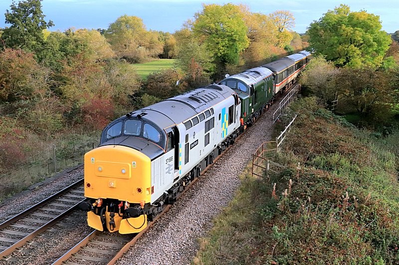 [wnxx] Pictures - 37688 37521 The Torbay Delight 191022