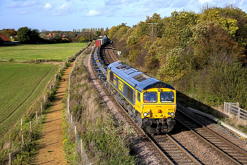 [wnxx] Pictures - 66710 Trimley 261022