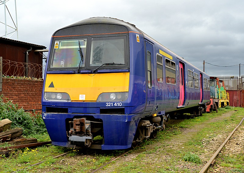 [wnxx] Pictures - 91104 321s CF Booth Rotherham 101122