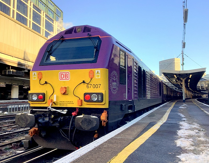 [wnxx] Pictures - 67007 Victoria 161222