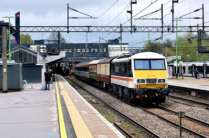 [wnxx] Pictures - 55022 90001 5Z54 210423