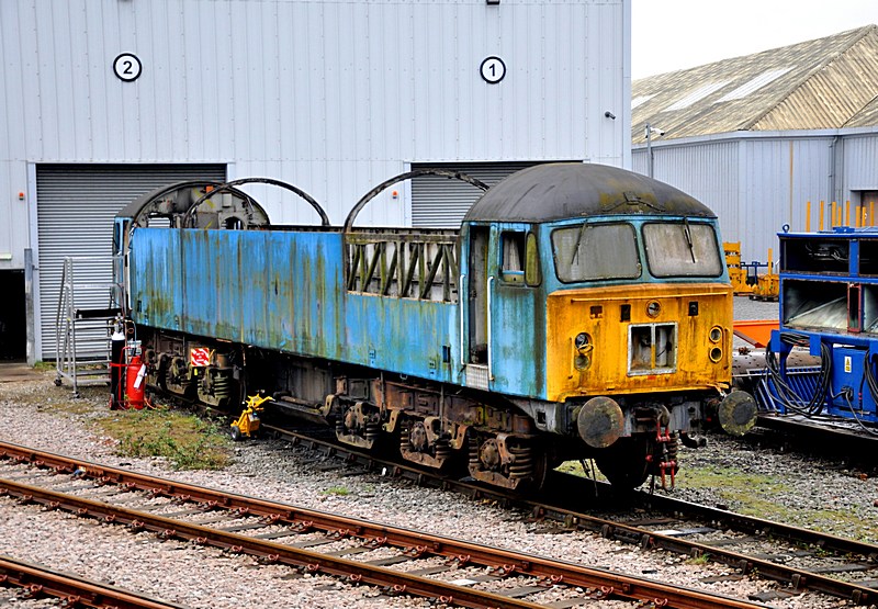 [wnxx] Pictures - 56009 Longport 280423