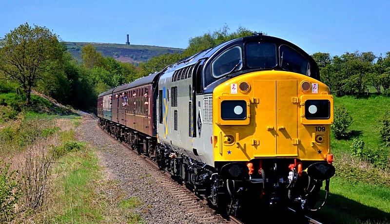 [wnxx] Pictures - 37109 East Lancashire Railway 130523