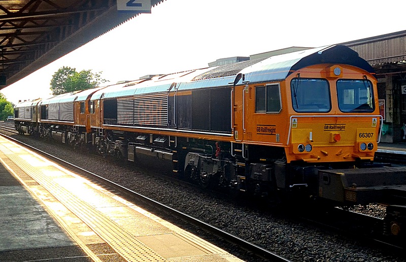 [wnxx] Pictures - 66705 66308 66307 4Z67 220623