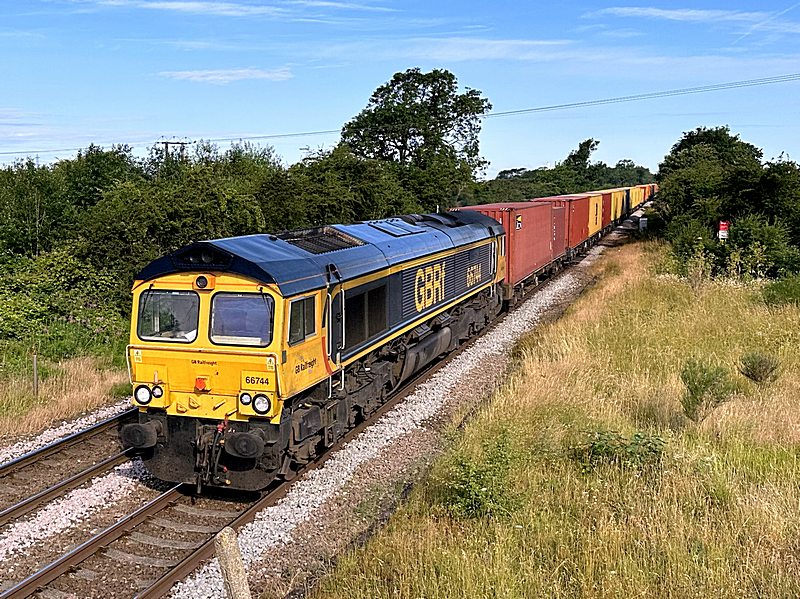 [wnxx] Pictures - 66744 Saxilby 290623