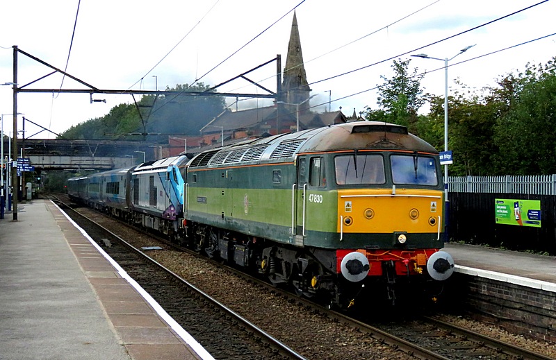 [wnxx] Pictures - 47830 68031 Guide Bridge/Stalybridge 300823