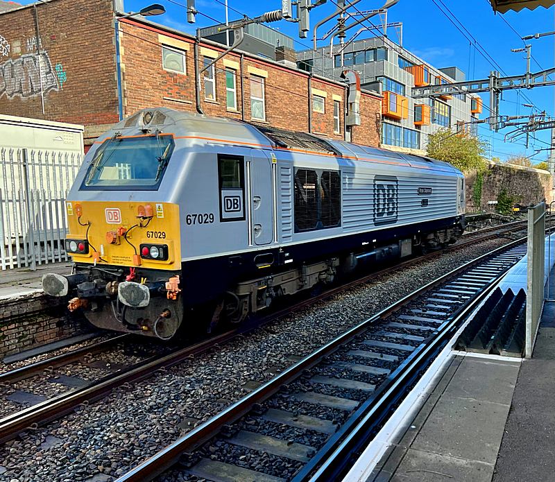 [wnxx] Pictures - 67029 Newport 301023