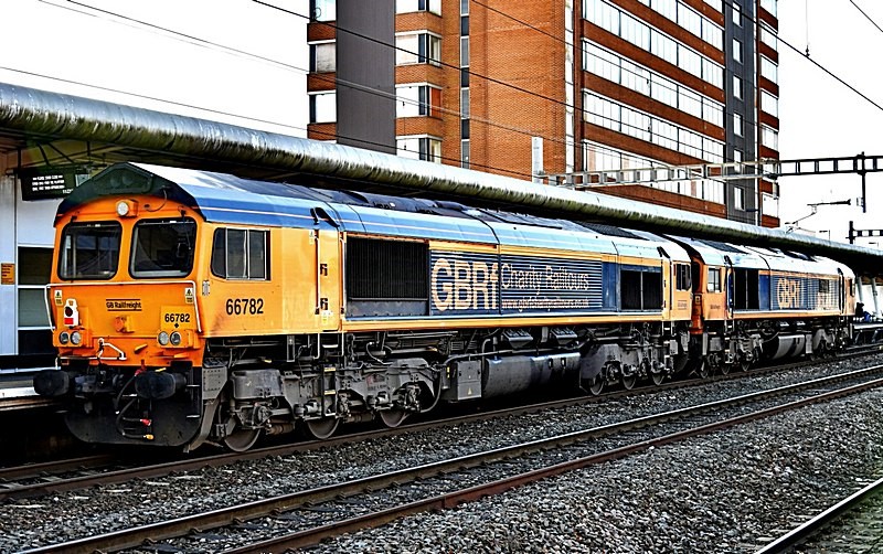 [wnxx] Pictures - Swindon 231123