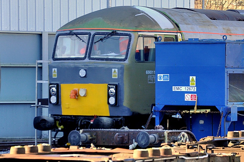 [wnxx] Pictures - 56032/69011 EMD Longport 180124