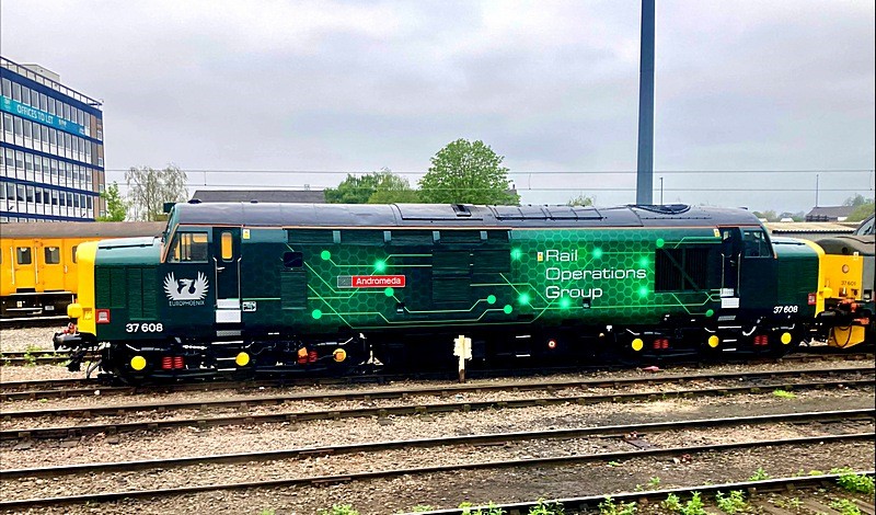 [wnxx] Pictures - EP Class 37s 180424-020524