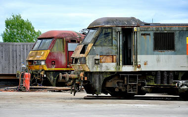 [wnxx] Traction News, Fleet Data, Withdrawn & Stored Locomotives UK