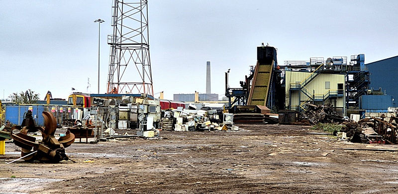 [wnxx] Pictures - 325012 325006 325013 Sims Metals Newport Docks 071124