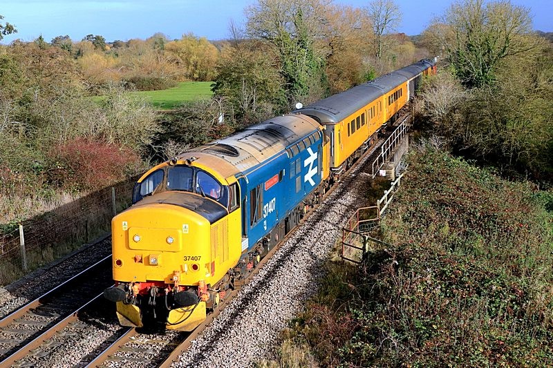 [wnxx] Pictures - 37407 37405 1Z33 121124