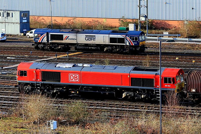 [wnxx] Pictures - 66780 66652 66051 Toton 061224