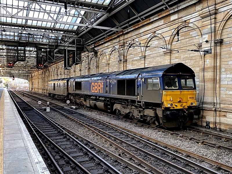 [wnxx] Pictures - 66302 66746 73966 73967 Edinburgh 140125