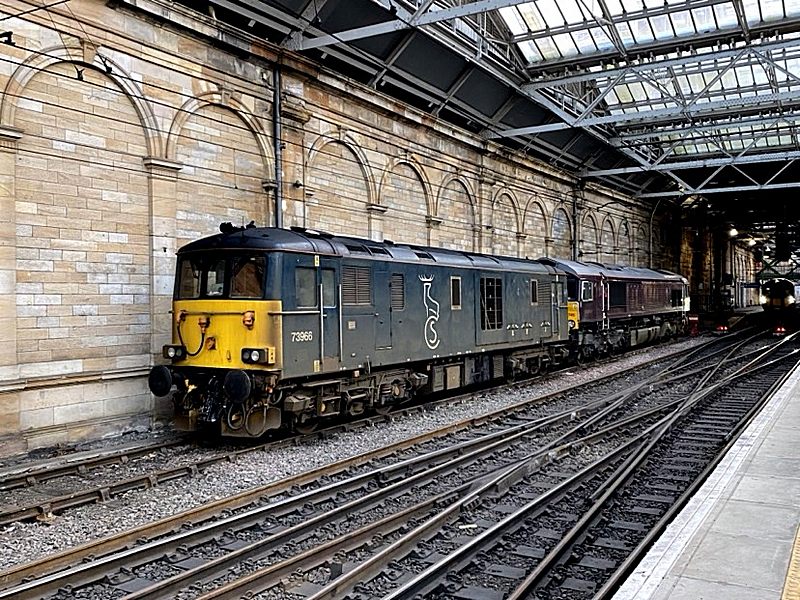 [wnxx] Pictures - 66302 66746 73966 73967 Edinburgh 140125