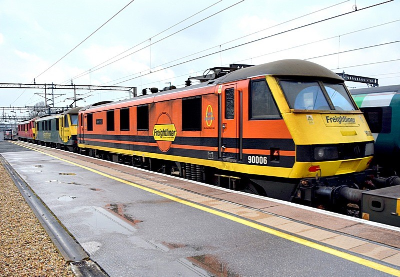 [wnxx] Pictures - 90040 90042 90006 4M88 120225