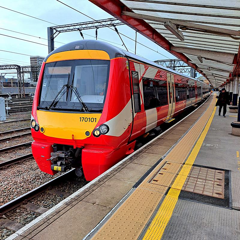 [wnxx] Pictures - 170101 Crewe 230225