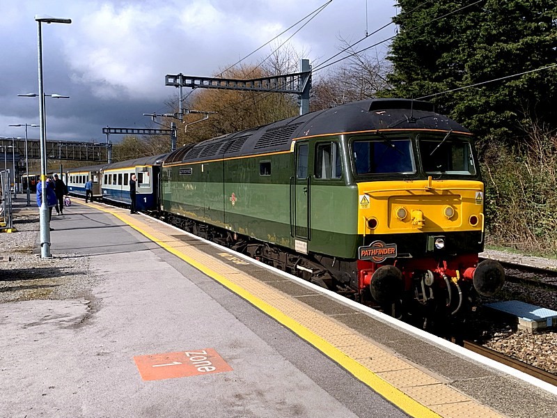 [wnxx] Pictures - 57009 57315 The Thames Valley Wanderer 150325