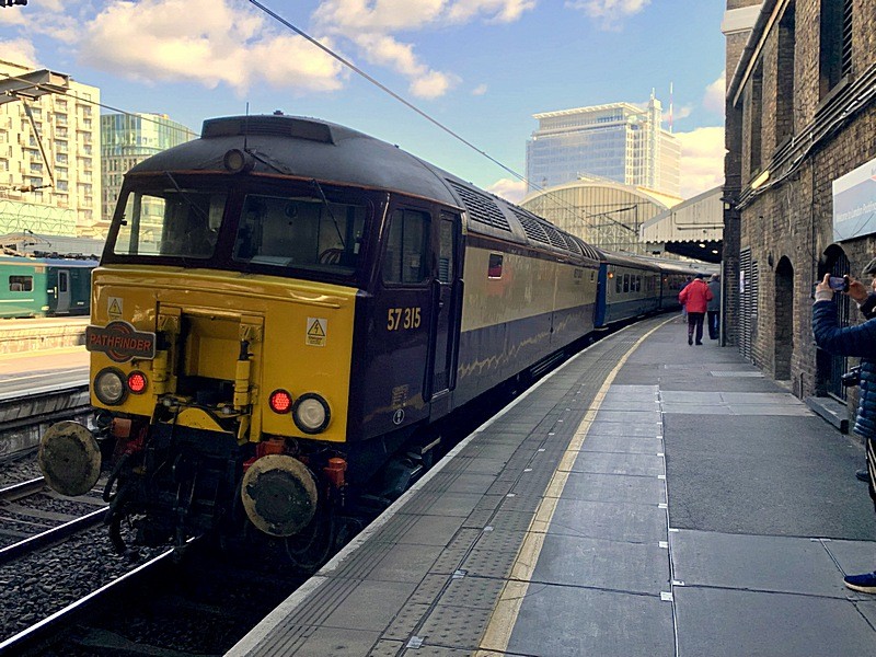 [wnxx] Pictures - 57009 57315 The Thames Valley Wanderer 150325