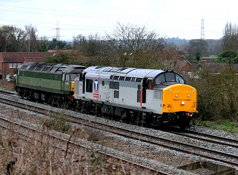 [wnxx] Pictures - 37240 47773 0Z37 220325