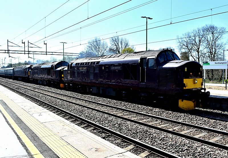 [wnxx] Pictures - 37676 37668 47848 5M43 090425