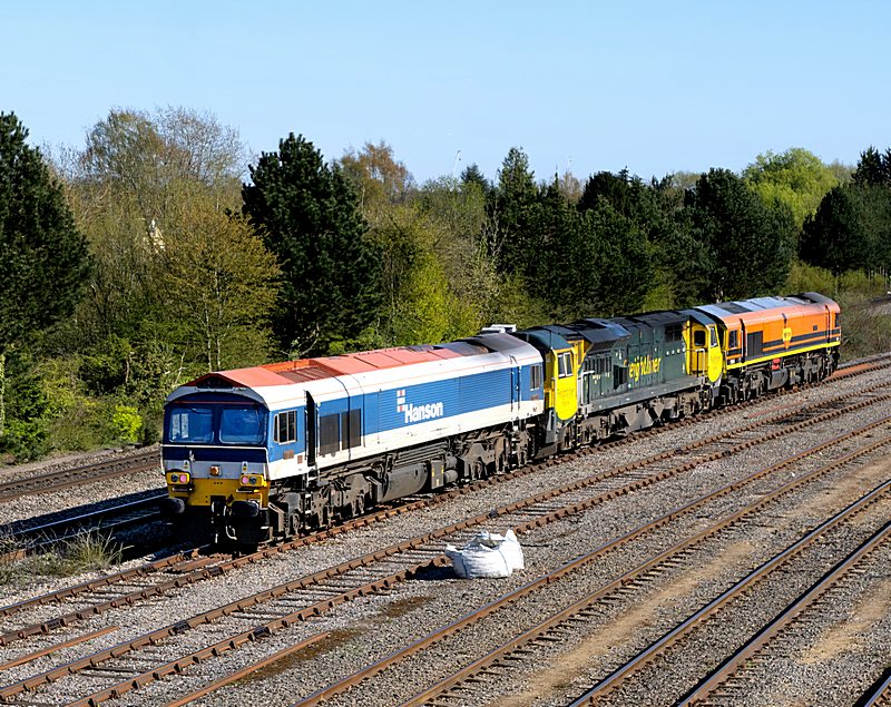 [wnxx] Pictures - 59206 70014 59103 Hinksey Yard 060425