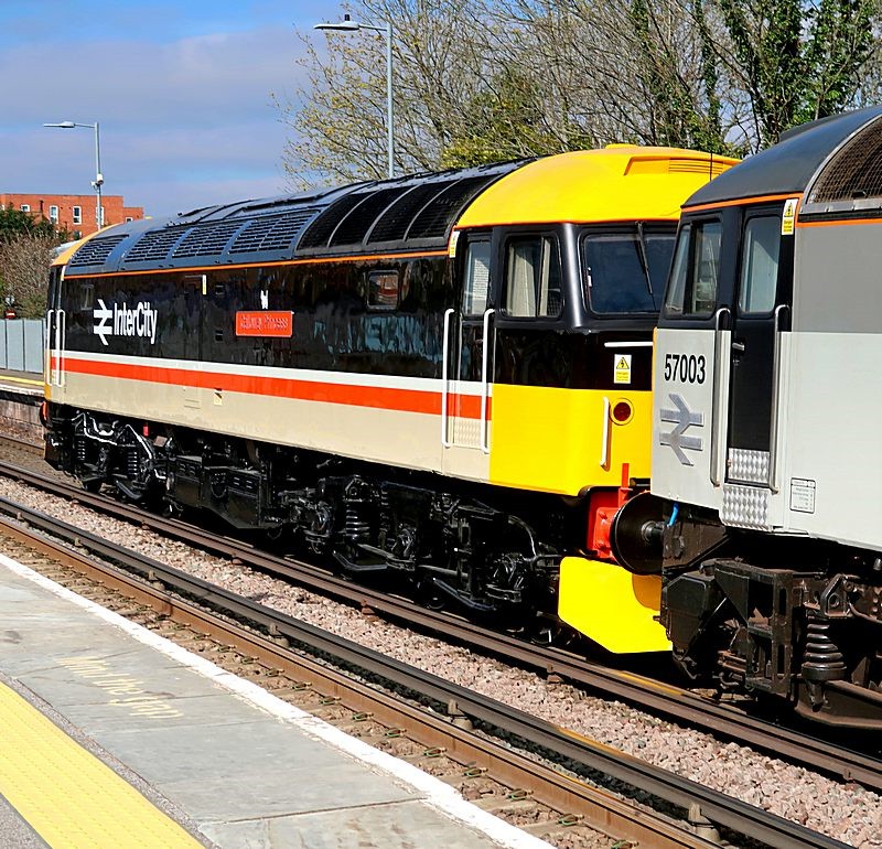 [wnxx] Pictures - 57003 47593 0Z48 100425