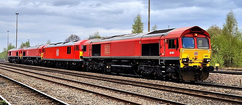 [wnxx] Pictures - 66001 92011 66039 66112 0Z23 150425