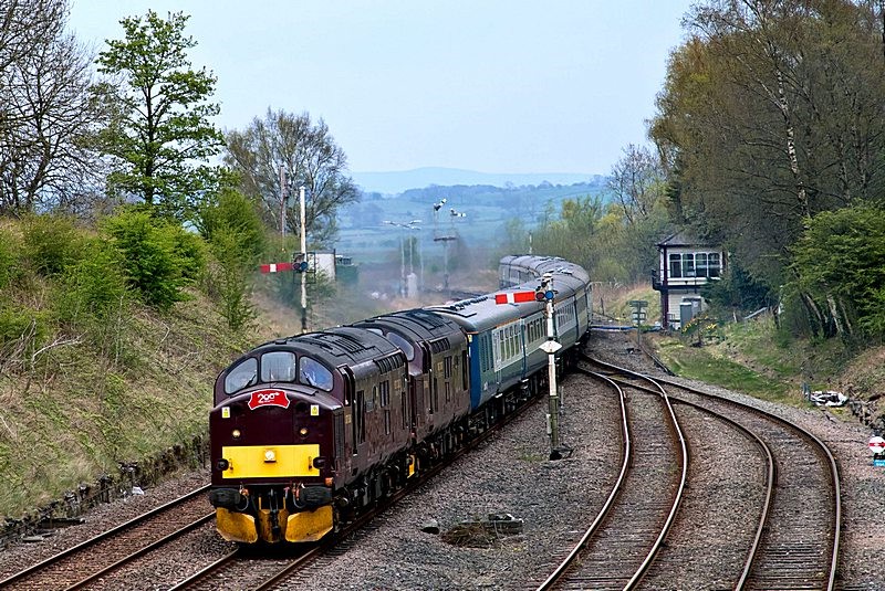 [wnxx] Pictures - 37518 37516 The Easter Highlander 1/4 180425