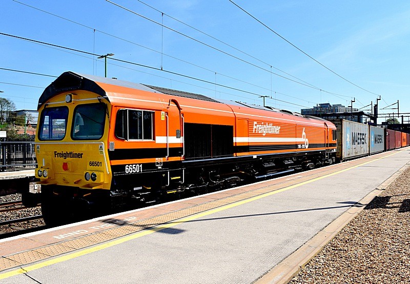 [wnxx] Pictures - 66501 66601 010425-240425