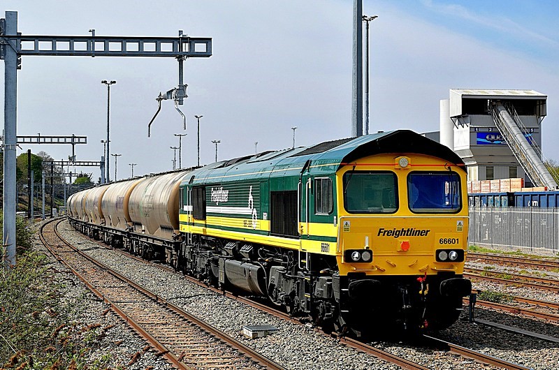 [wnxx] Pictures - 66501 66601 010425-240425