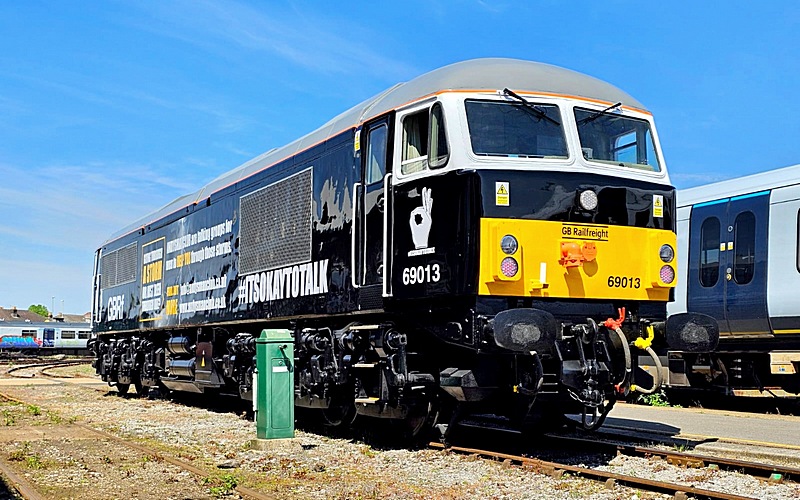 [wnxx] Pictures - 69013 Eastleigh Works 280425