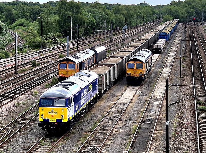 [wnxx] Pictures - Doncaster Decoy/RMT 310525 010625