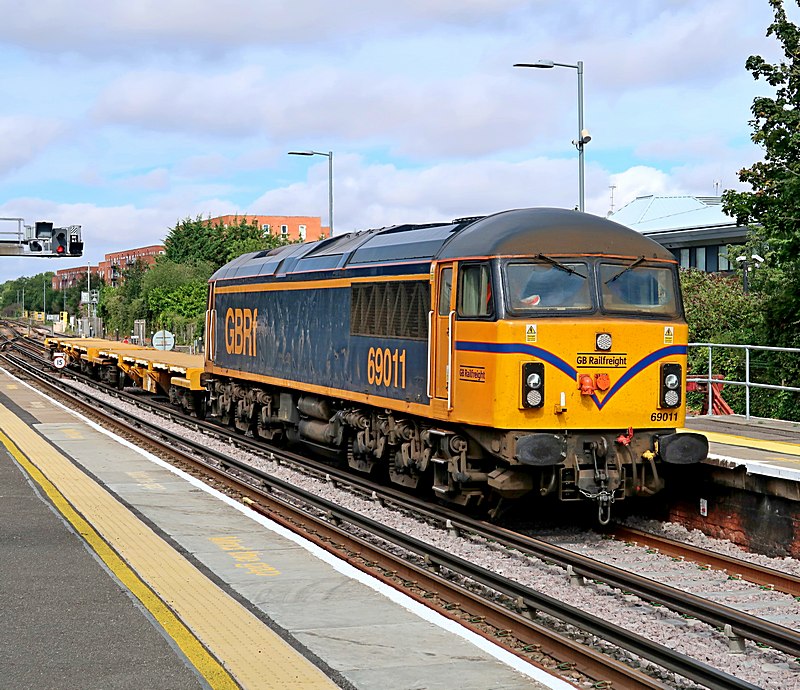 [wnxx] Pictures - 69011 Basingstoke 180725