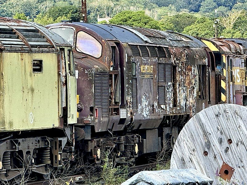 [wnxx] Pictures - 37712 47355 47768 57005 Carnforth 160725