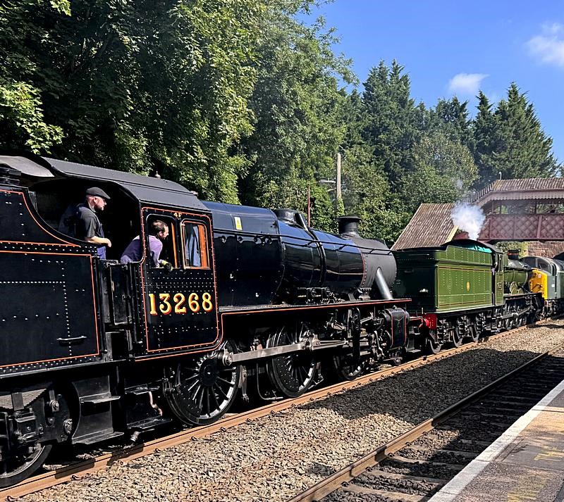 [wnxx] Pictures - 50049 40106 4930 13268 5Z31 250725