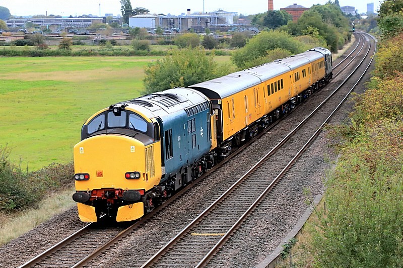 [wnxx] Pictures - 37667 37610 1Q46 290925